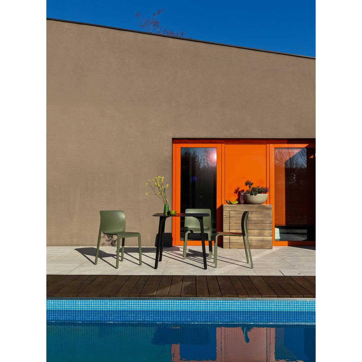 First Chaise MAGIS – Luccioni Mobilier